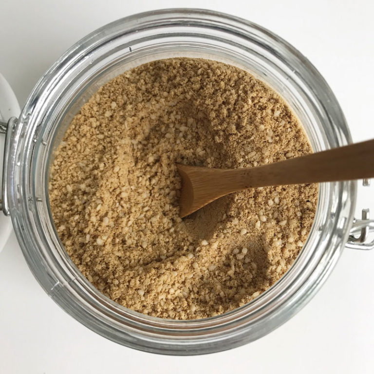 Wat eet je dan wel? - Vegan sesam strooikaas - Wat eet je dan wel?