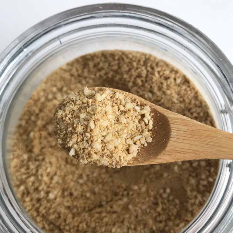 Wat eet je dan wel? - Vegan sesam strooikaas - Wat eet je dan wel?