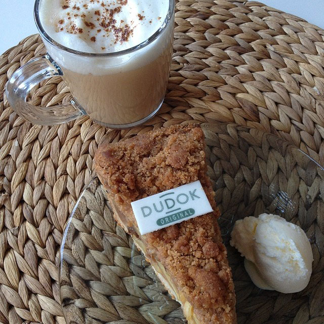 Wat eet je dan wel? - Chai tea soy latte en appelgebak van Dudok met ...